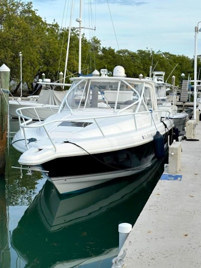 Used Boats For Sale Between $200,000 and $300,000 | United Yacht Sales